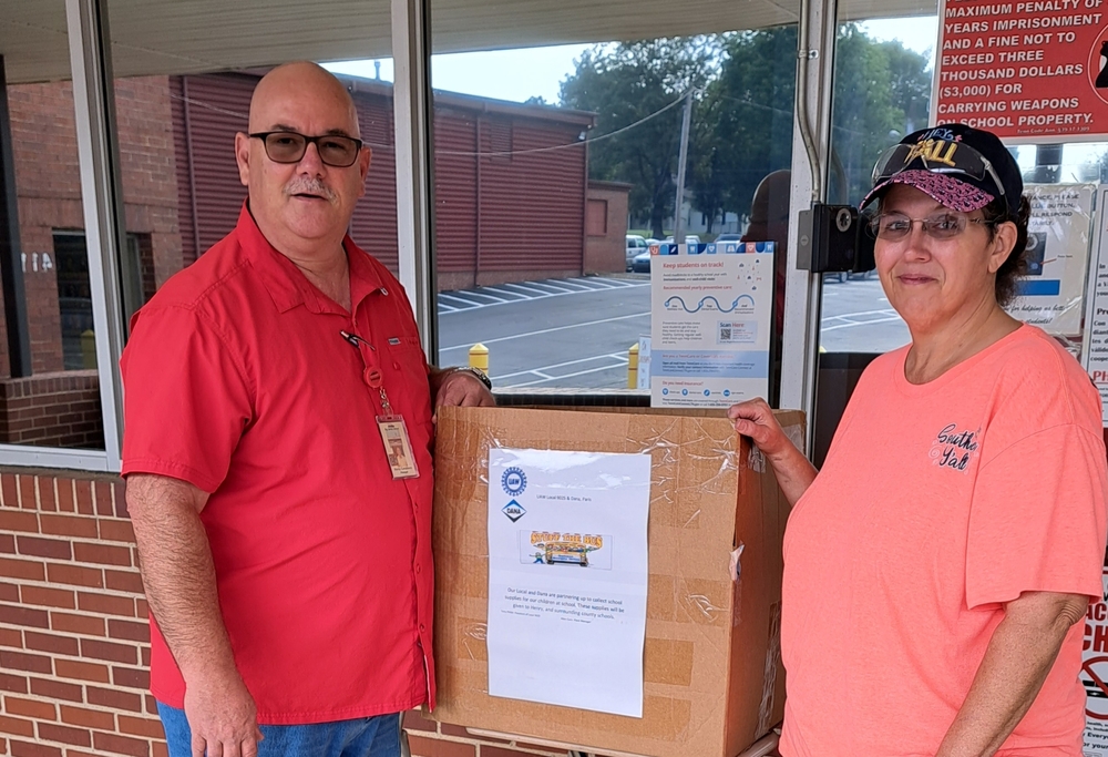 Thank You UAW Local 9025 & Dana, Paris | Big Sandy Elementary School